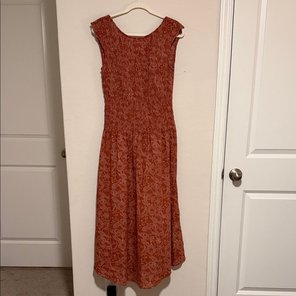 Universal Thread | Dresses | Universal Thread Rust Midi Dress | Poshmark